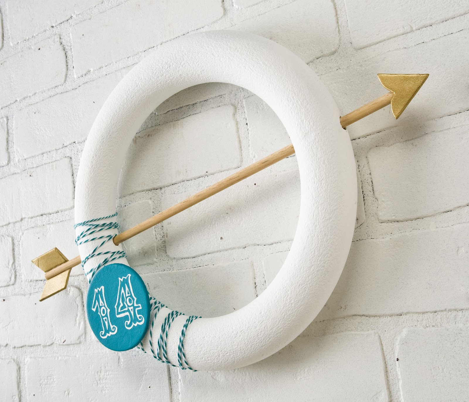 Love Arrow 14 Wreath for Valentine’s Day – Home and Garden