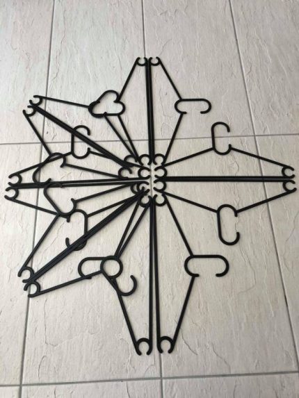 Clothing Hanger Snowflake Instructions (with pictures) – Home and Garden